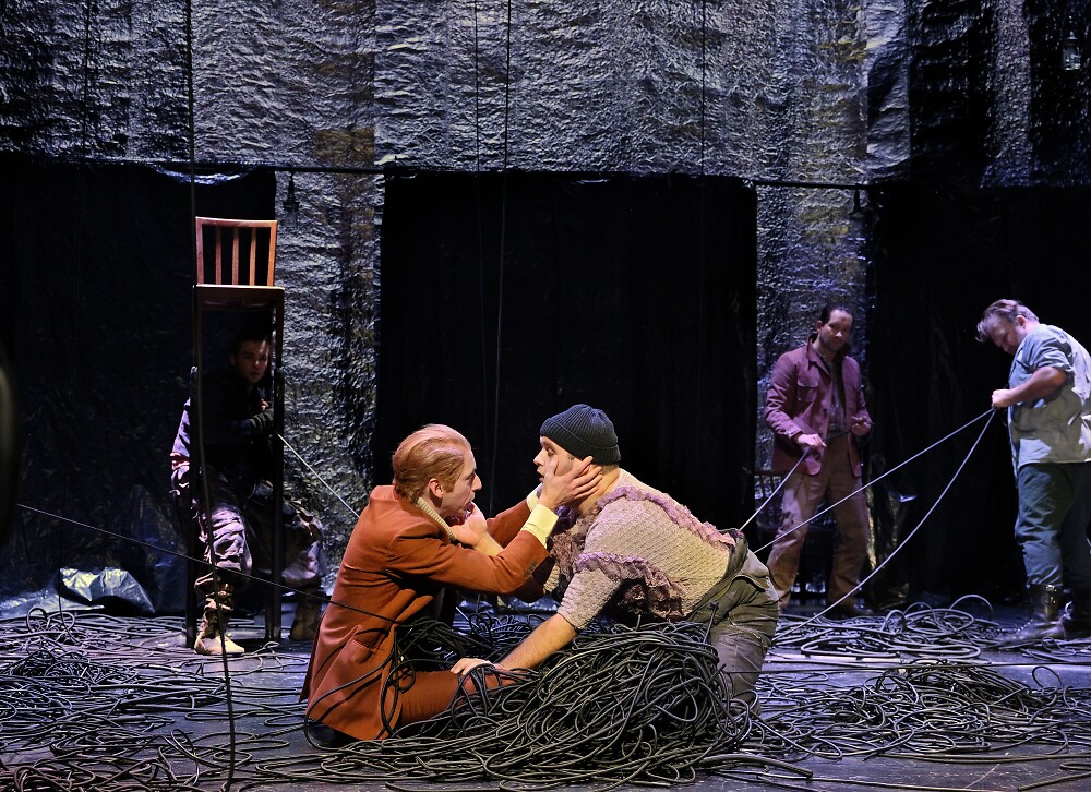 Kafkas „Amerika (Der Verschollene)“ im Theaterring Aalen - Stadt Aalen